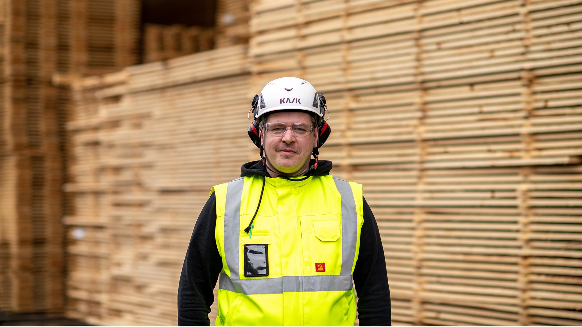 Setting the Standard：Mika Kouvoは、品質、効率性、安全な職場環境に全力を注ぐ | UPM Timber